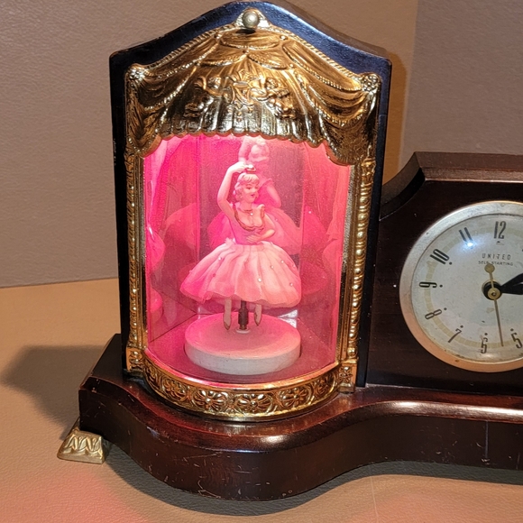 SESSIONS | Other | 95s United Sessions Animated Ballerina Dancing Lady ...